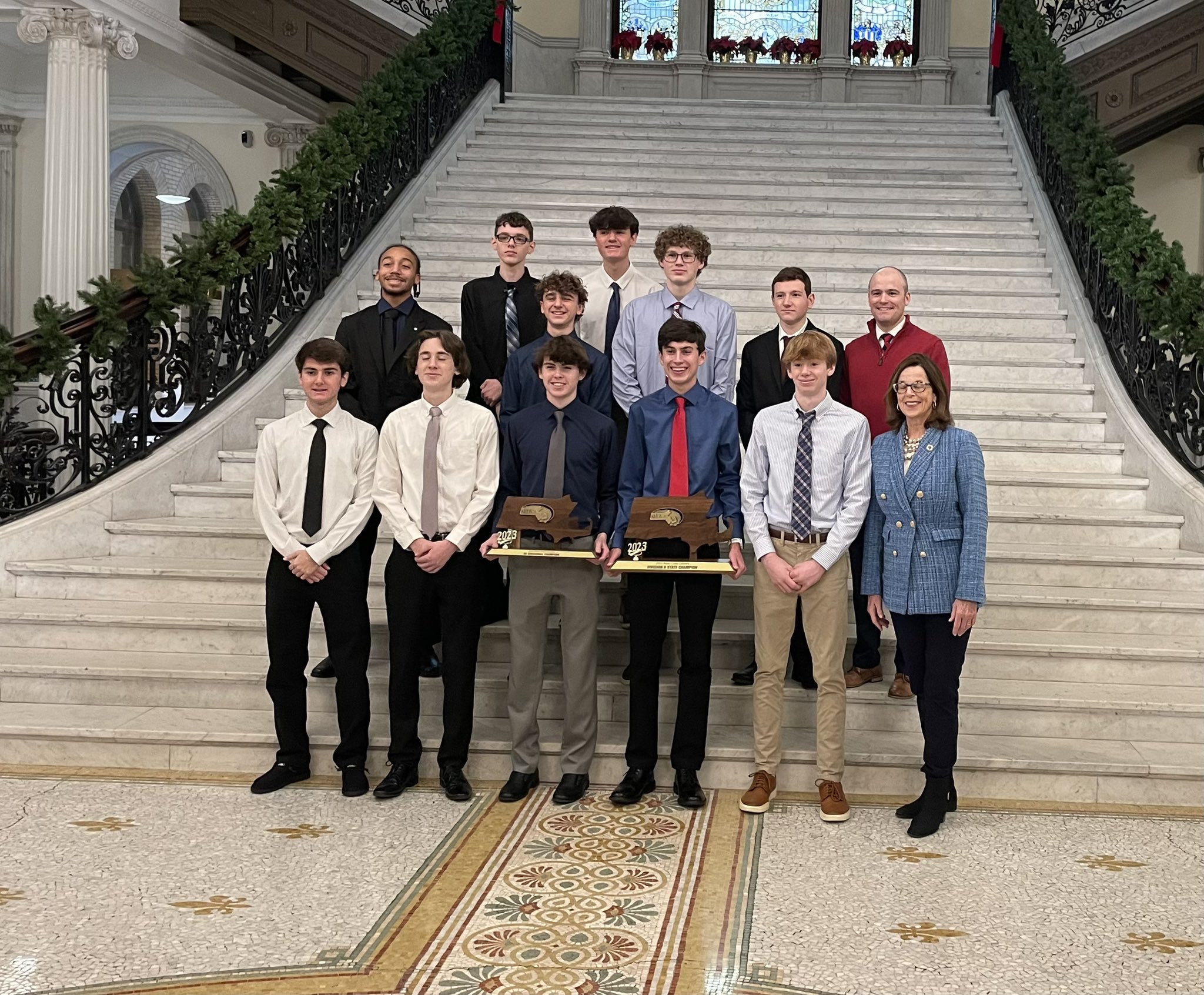 Front Page - Danvers High School